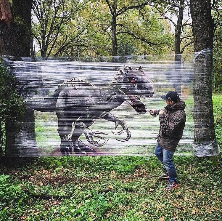 Graffiti Artist Spray-Paints Incredible Animals in the Forest - PlayJunkie