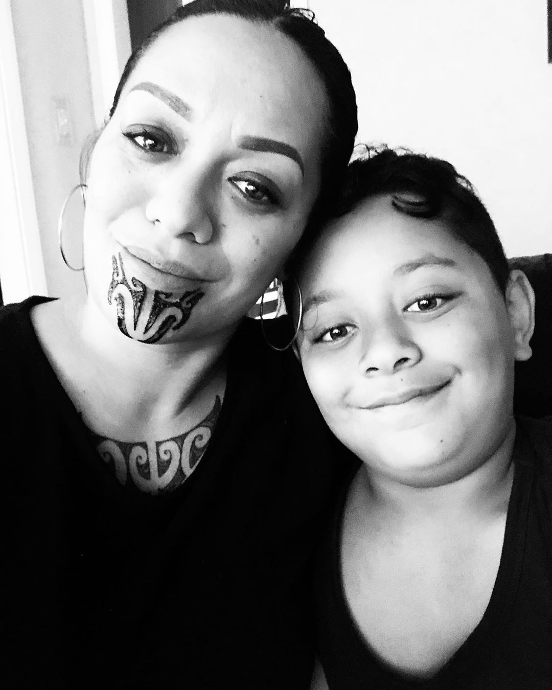These Maori Women Are Celebrating Their Heritage With Chin Tattoos ...