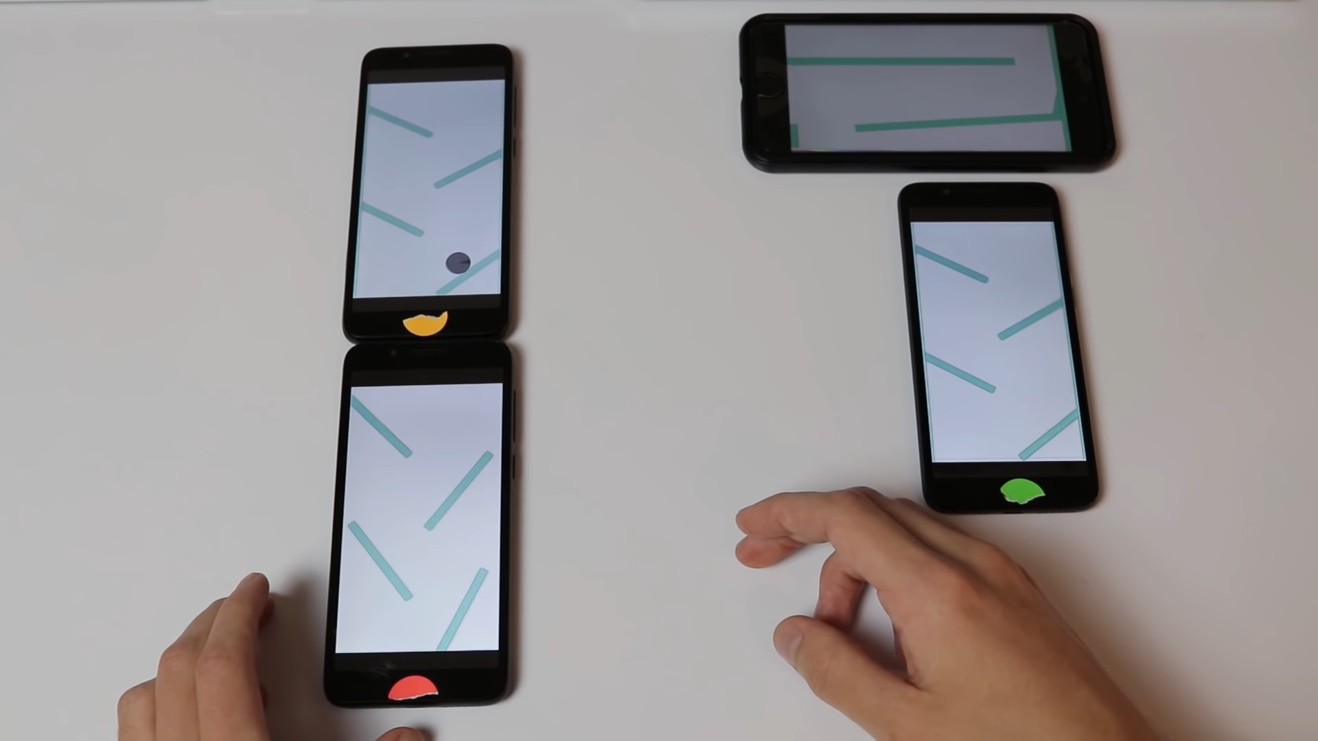 Breathtaking Synchronized Screen Juggling with 7 Devices - PlayJunkie