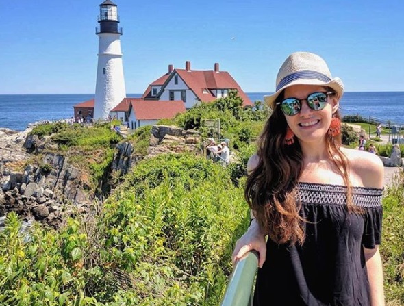 This Big-Shot Lawyer Left Everything Behind to Go Traveling - PlayJunkie