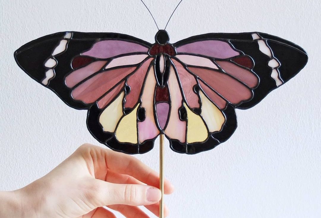 Add a Translucent Twist To Your Home With These Glass Objects - PlayJunkie