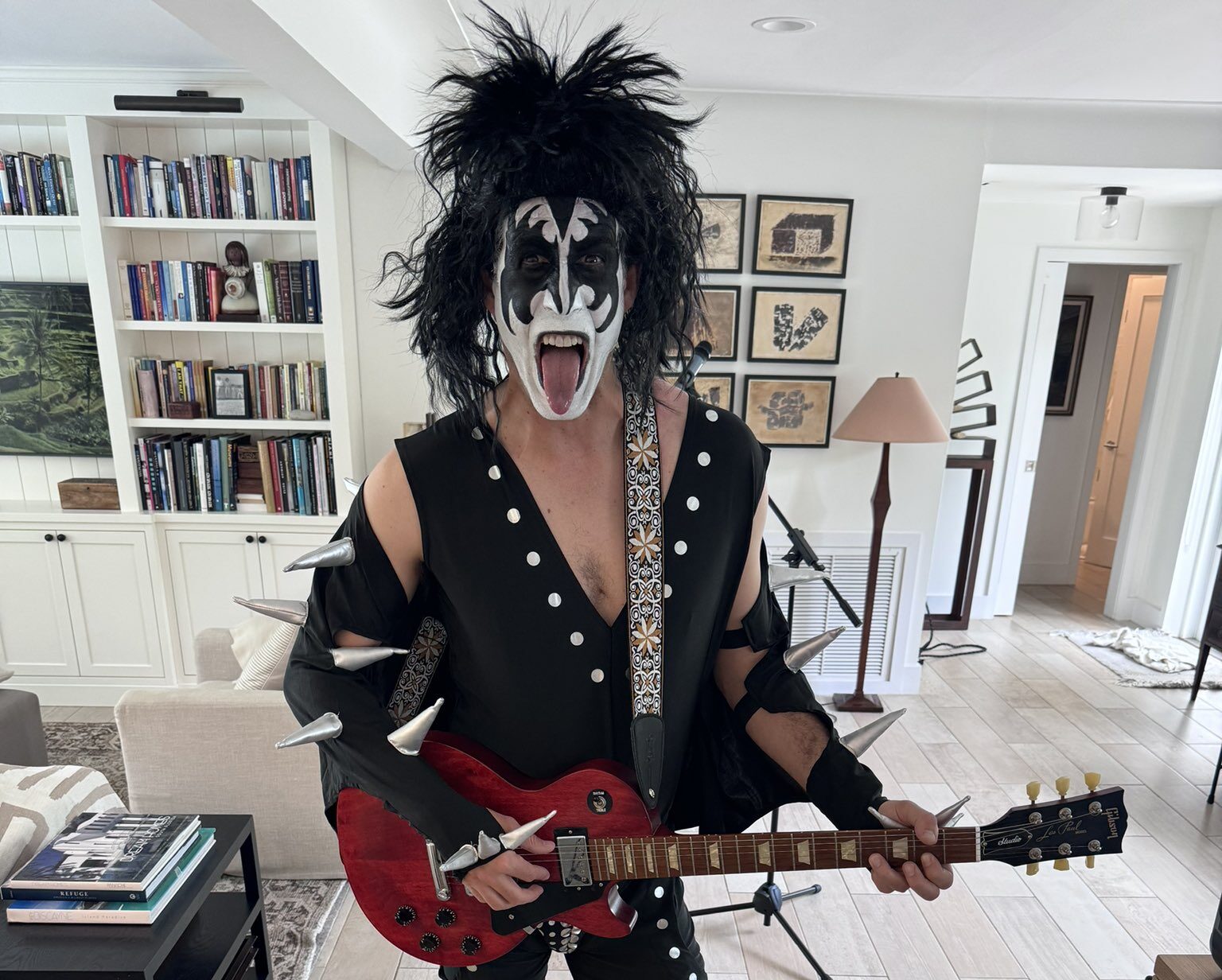 Uncle Goes Viral for Delivering the Best Surprise for His 3-Year-Old ...