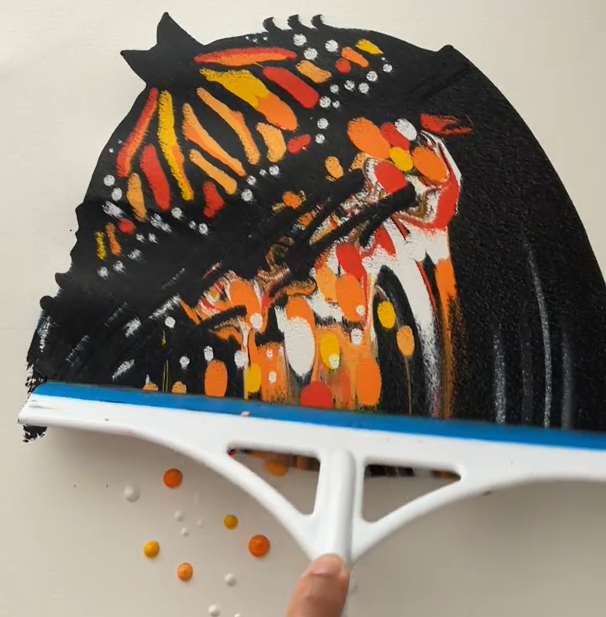 Artist Uses Squeegee to Create Abstract Paintings - PlayJunkie