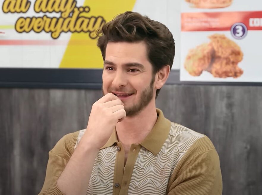 Everyone’s Obsessed with Andrew Garfield’s “Chicken Shop Date” - PlayJunkie